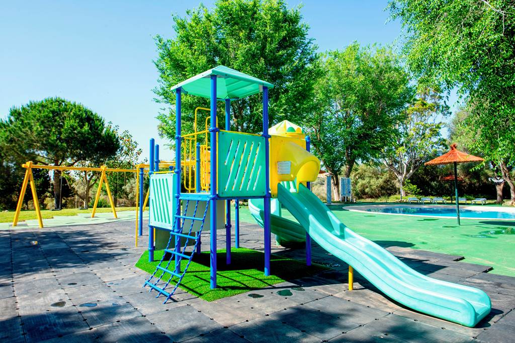 Club Cala Romani - Calas De Mallorca hotels | Jet2holidays