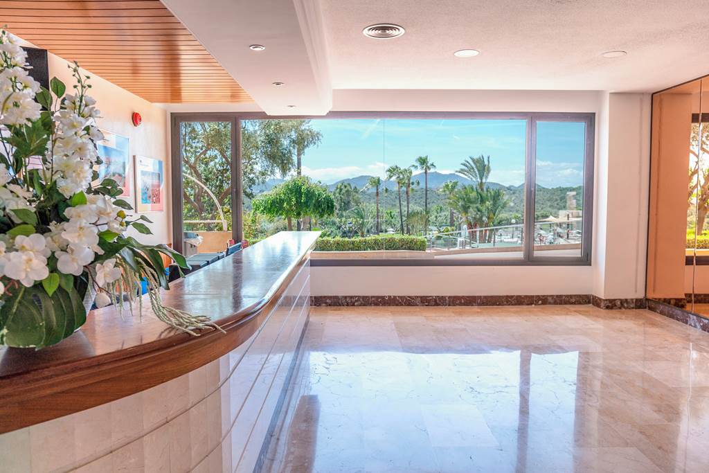 Club Cala Romani - Calas De Mallorca hotels | Jet2holidays