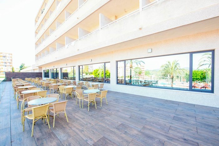Club Cala Romani - Calas De Mallorca hotels | Jet2holidays