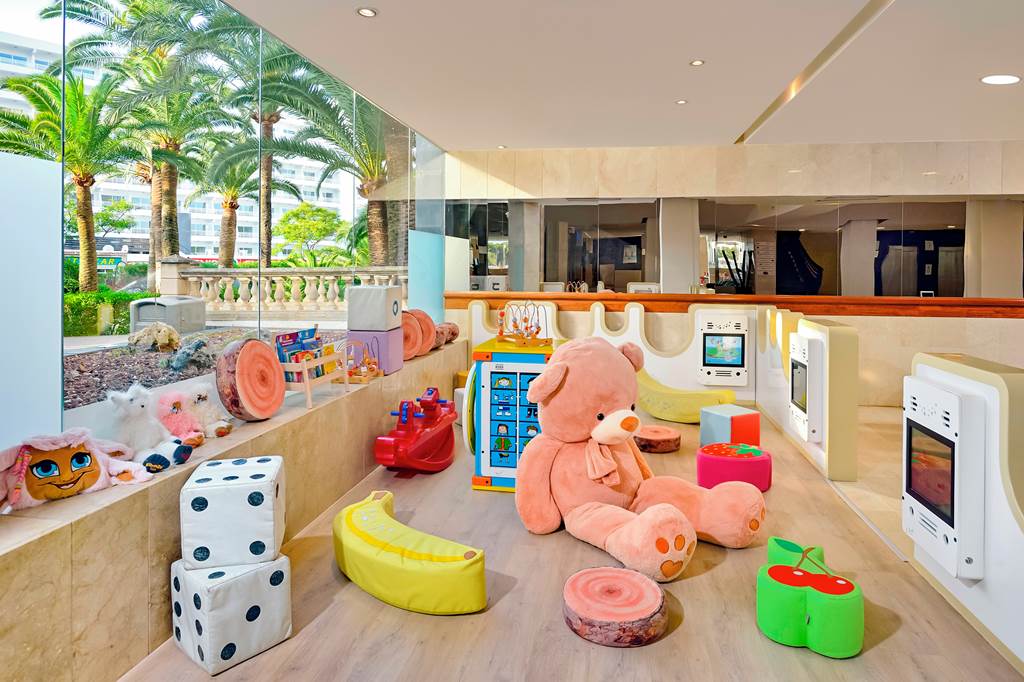 Sol Barbados - Magalluf hotels | Jet2holidays