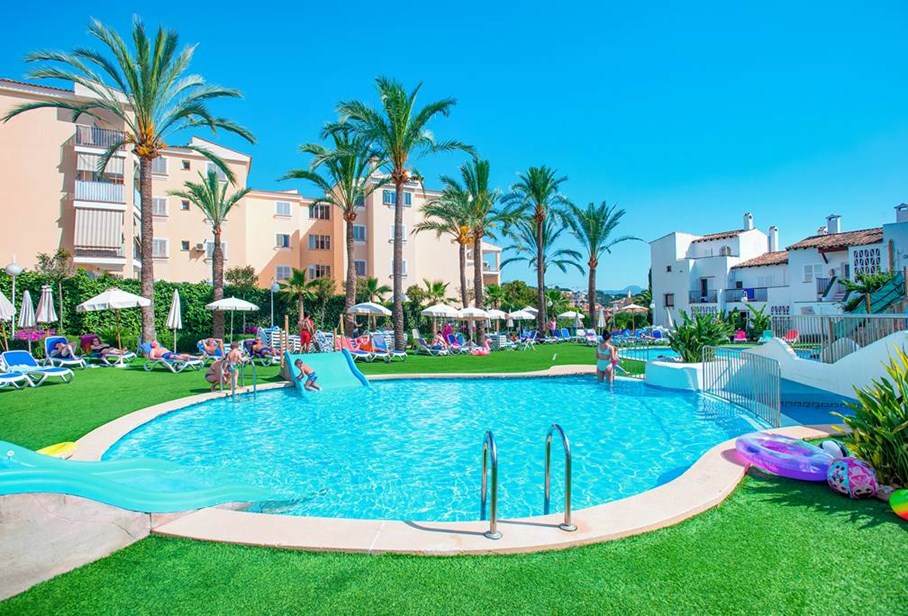 Golf Santa Ponsa (Majorca) | Jet2holidays