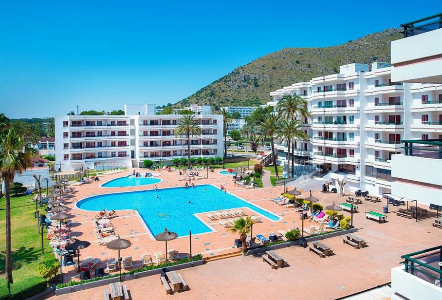 Majorca Holidays & Best Deals 2025/2026 | Majorca Hotels | Jet2holidays