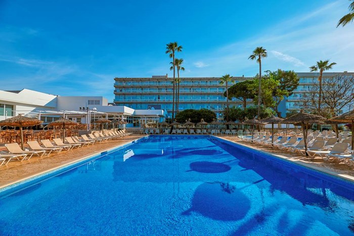 AluaSun Cala Antena - Calas De Mallorca hotels | Jet2holidays