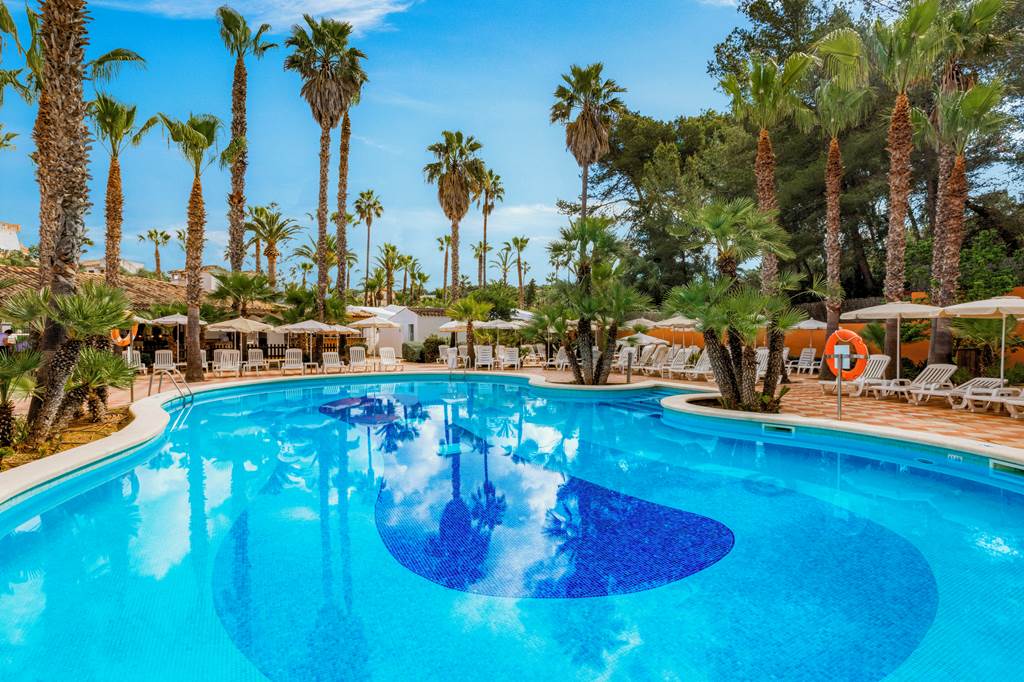 FlipFlop Cala Romantica - Porto Cristo hotels | Jet2holidays