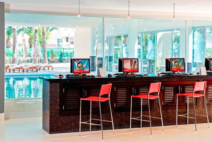 Sol Guadalupe - Magalluf Hotels | Jet2holidays