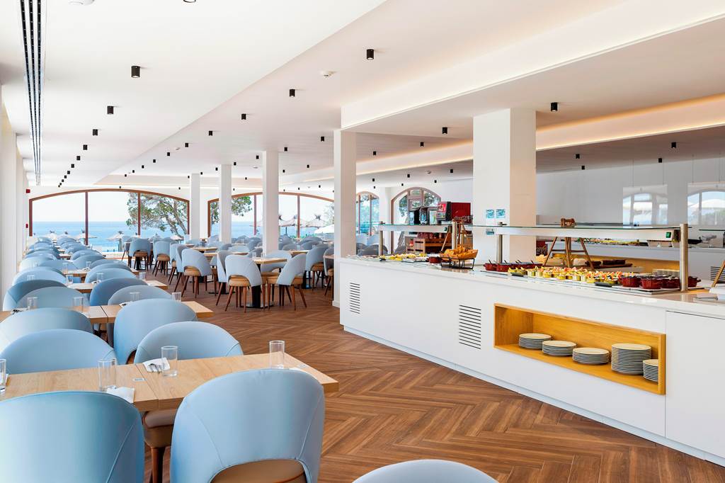 Alua Suites Las Rocas - Cala D'Or hotels | Jet2holidays