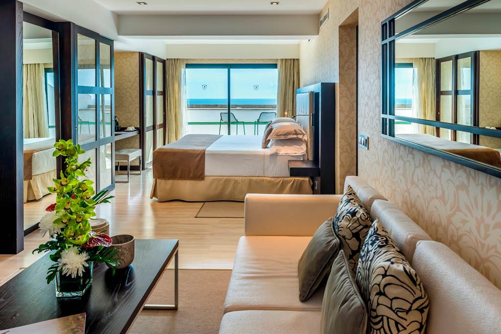 Nixe Palace Hotel - Cala Mayor hotels | Jet2holidays