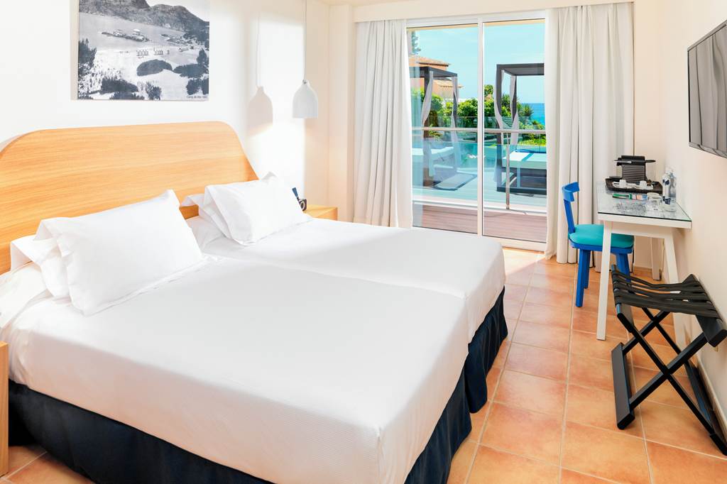 H10 Blue Mar - Camp De Mar hotels | Jet2holidays