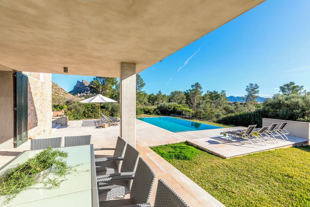 Villa Dalt Siller | Jet2Villas | Jet2holidays