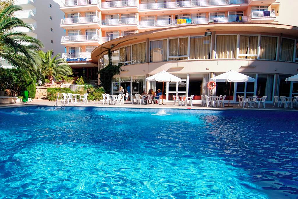 El Arenal Holidays 2023/24 - Low Deposits, Flexible Payments & ATOL ...