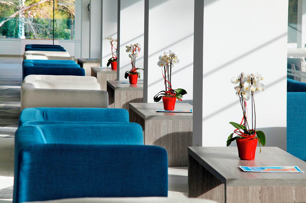 AluaSoul Carolina - Font De Sa Cala hotels | Jet2holidays