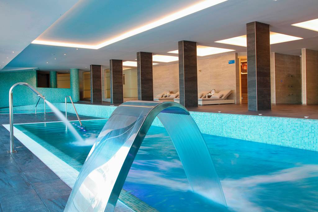 AluaSoul Carolina - Font De Sa Cala hotels | Jet2holidays