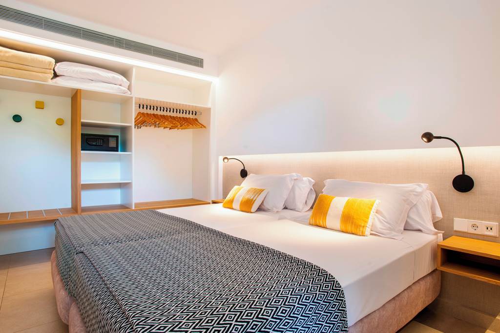 Inturotel Esmeralda Park - Cala D'Or hotels | Jet2holidays