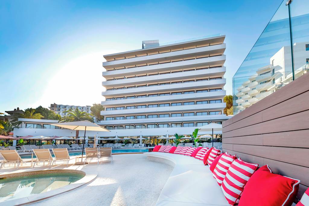 FERGUS Style Tobago - Palma Nova hotels | Jet2holidays