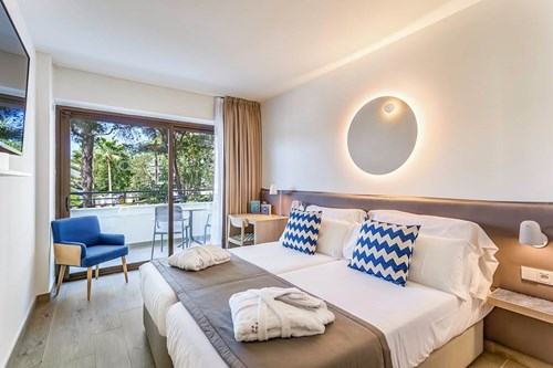 FERGUS Style Tobago - Palma Nova hotels | Jet2holidays