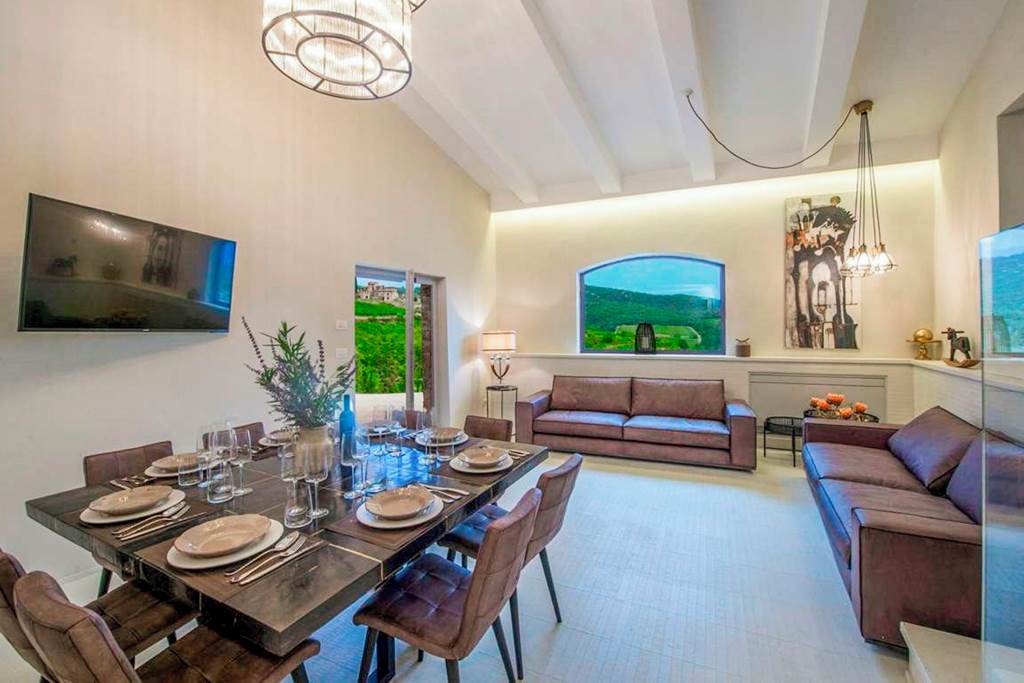 Villa Gialla | Jet2Villas | Jet2holidays