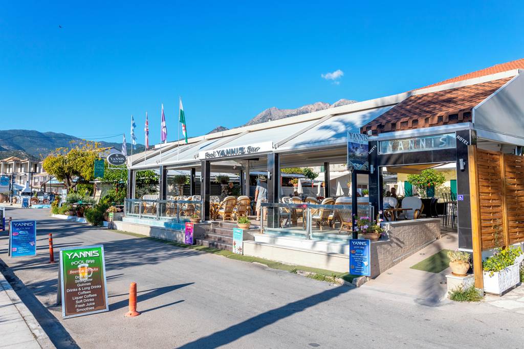 Yannis Hotel - Nidri hotels | Jet2holidays