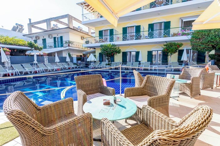 Yannis Hotel - Nidri hotels | Jet2holidays