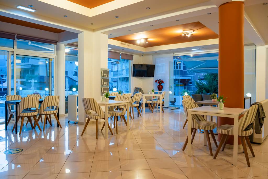 Cosmopol Hotel - Nidri hotels | Jet2holidays