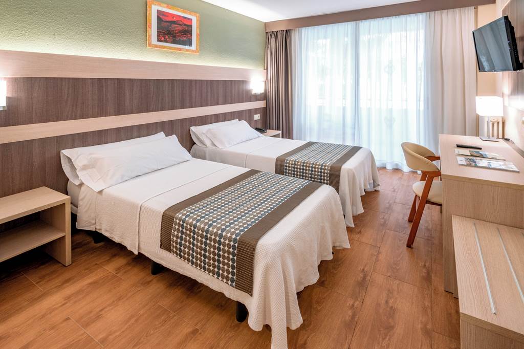 4R Playa Park Hotel - Salou hotels | Jet2holidays