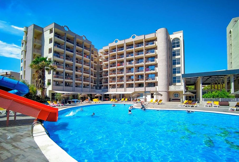 Salou Holidays & Best Packages 2024/2025 | Salou Hotels | Jet2holidays