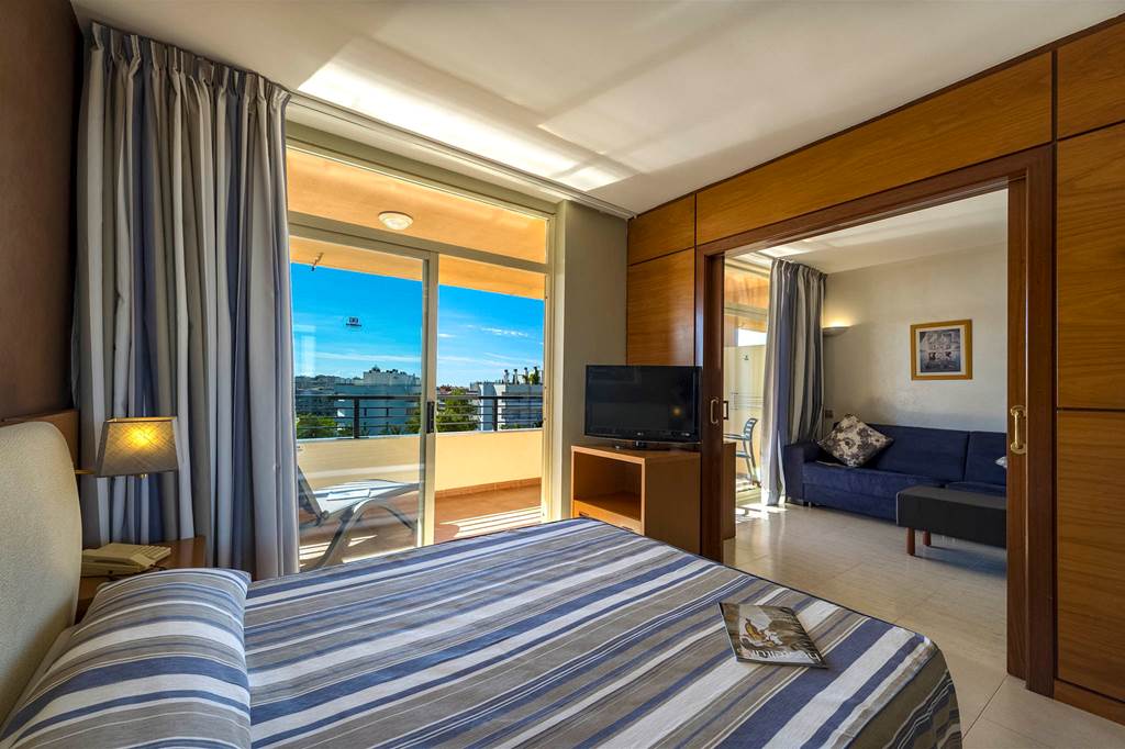 4R Regina Gran Hotel - Salou hotels | Jet2holidays