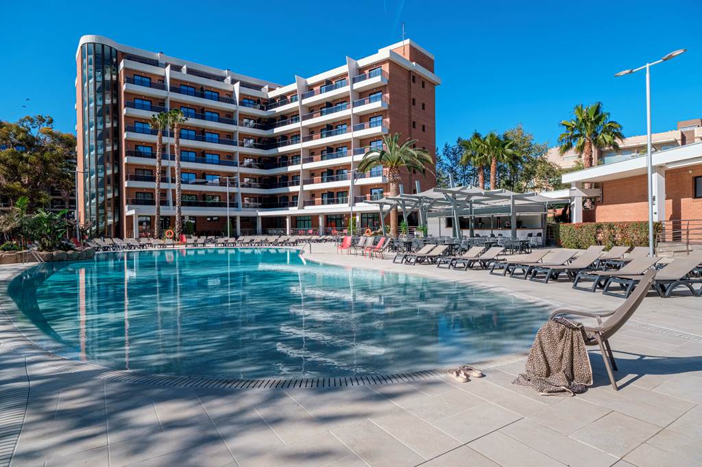 California Garden - Salou hotels | Jet2holidays