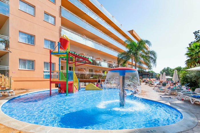 Aparthotel SunClub Salou - Cap Salou hotels | Jet2holidays