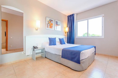 Aparthotel SunClub Salou - Cap Salou hotels | Jet2holidays