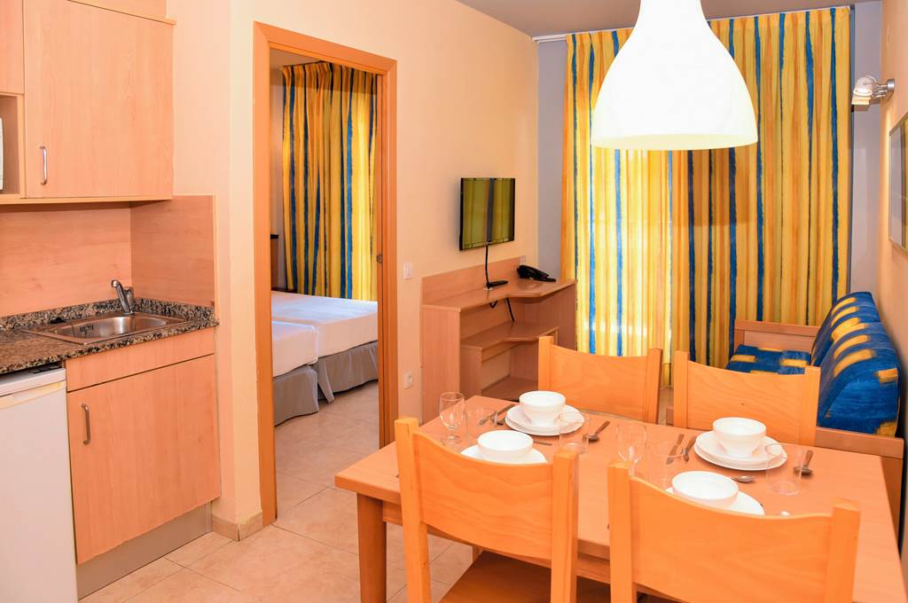 Aparthotel SunClub Salou - Cap Salou hotels | Jet2holidays