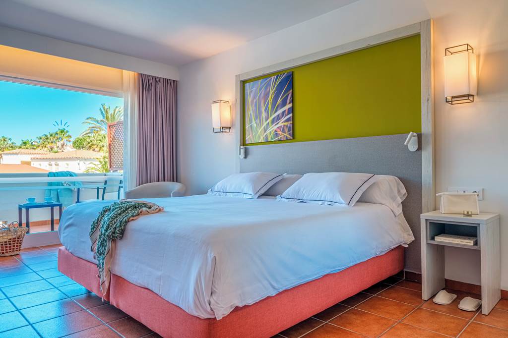 Oassium Hotel by Estival - La Pineda hotels | Jet2holidays