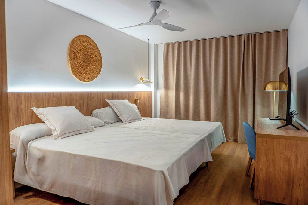 Ohtels Villa Romana & PortAventura Theme Park - Salou hotels | Jet2holidays