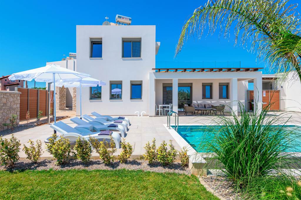 Villa Panaxia Akte | Jet2Villas | Jet2holidays