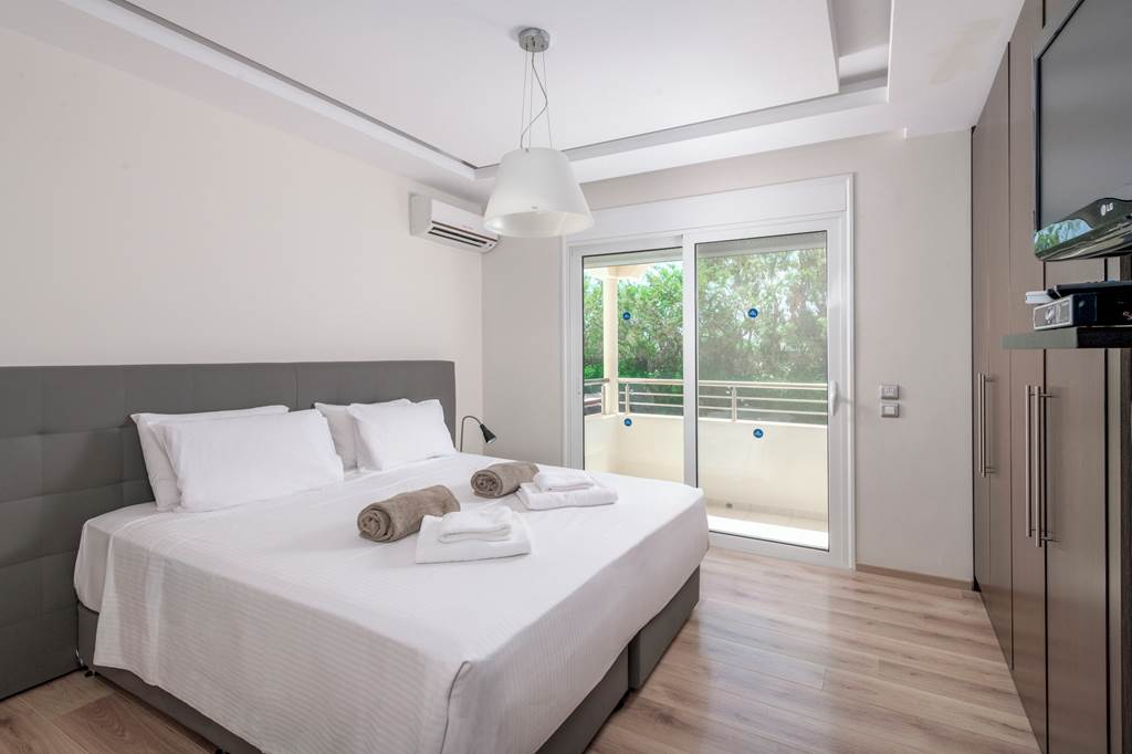 Villa Paradise Beach II Rhodes | Jet2Villas | Jet2holidays