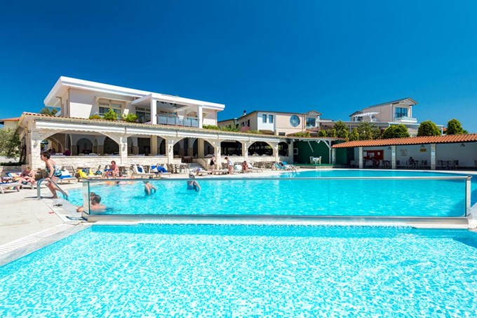 Portes Beach Hotel - Potidea Hotels | Jet2holidays