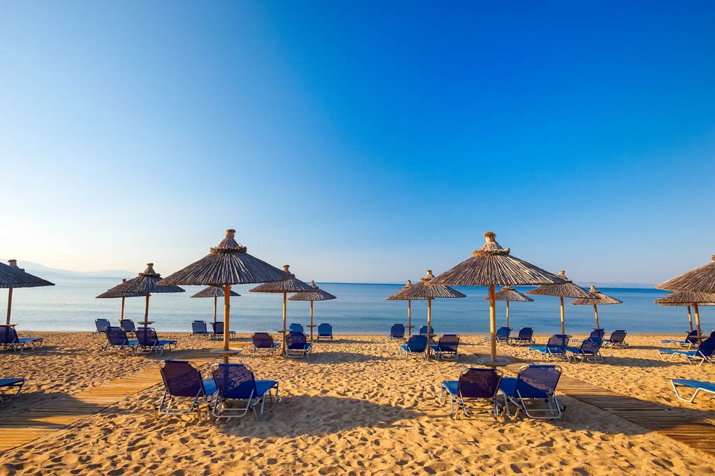 Blue Dolphin Hotel - Metamorfosi hotels | Jet2holidays