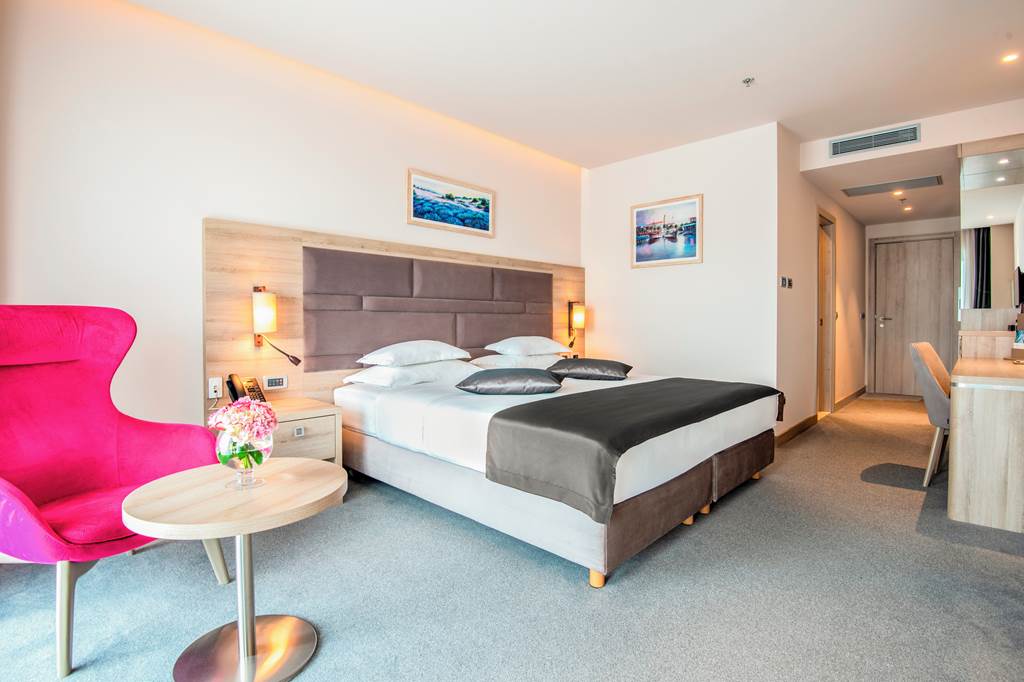 Hotel Plaza Duce - Omis hotels | Jet2holidays