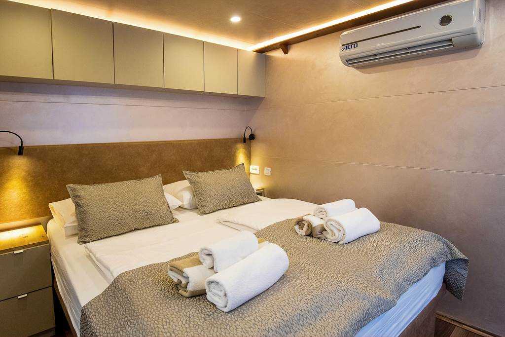 Adriatic Cruise - Dalmatian Riviera - Cruise (Split) hotels | Jet2holidays