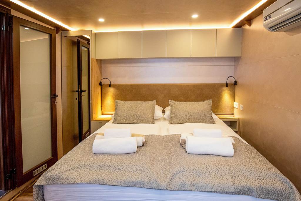 Adriatic Cruise - Dalmatian Riviera - Cruise (Split) hotels | Jet2holidays