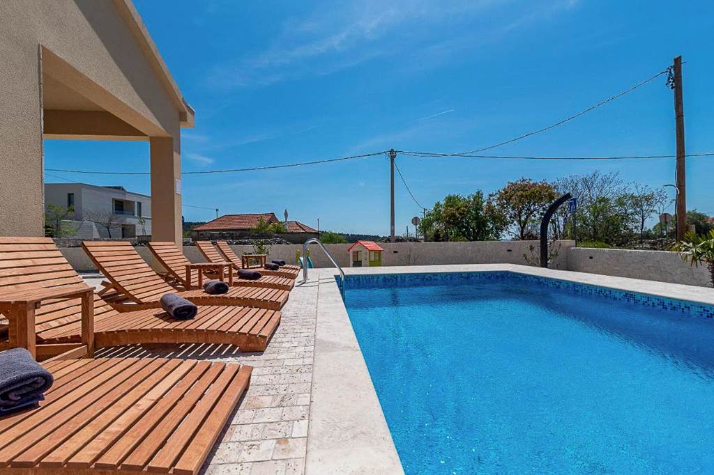 Villa Half Moon | Jet2Villas | Jet2holidays