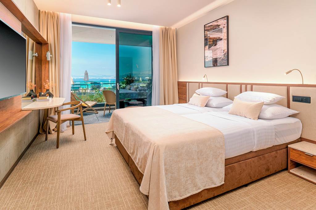 Grand Hotel View - Brac Island (Postira) hotels | Jet2holidays