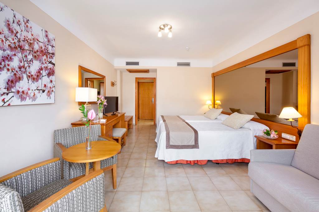 GF Fanabe - Costa Adeje hotels | Jet2holidays