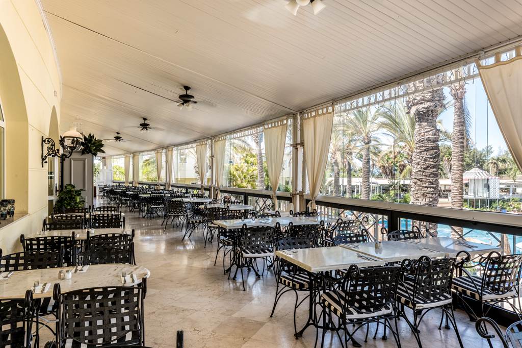 Gran Oasis Resort - Playa De Las Americas hotels | Jet2holidays