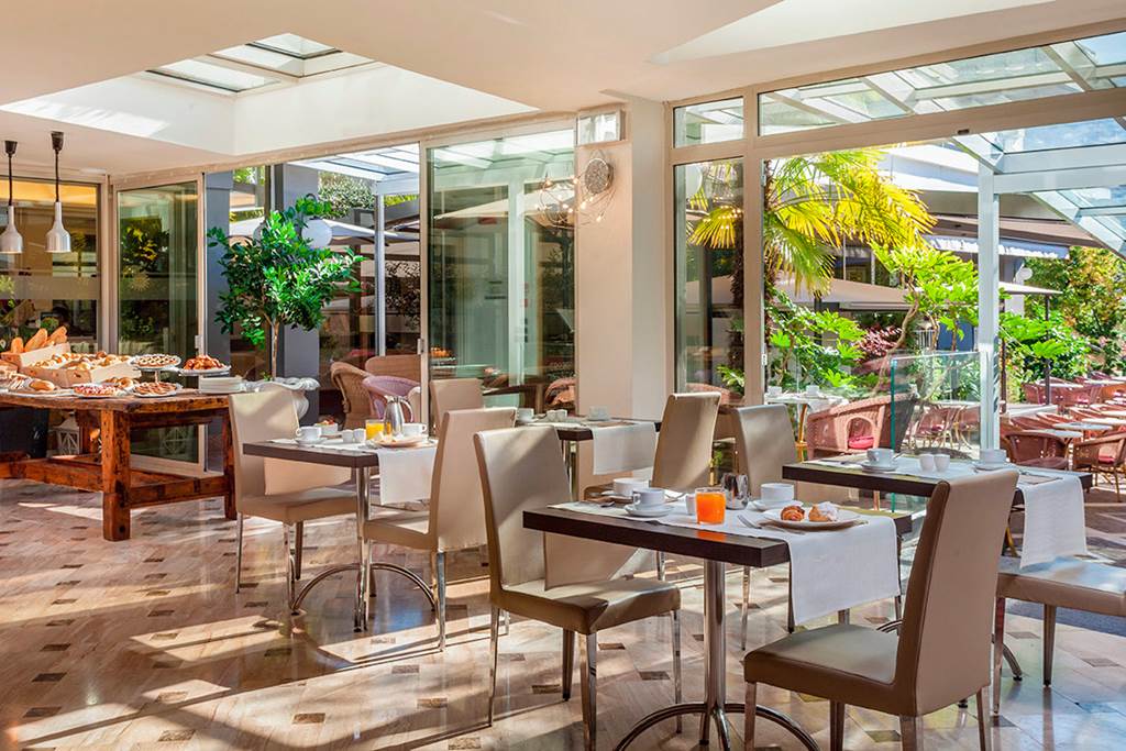 Hotel Continental Nago - Nago hotels | Jet2holidays