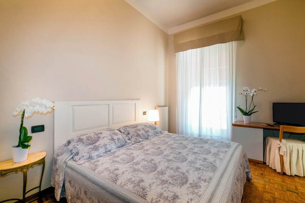 Hotel Mon Repos - Sirmione hotels | Jet2holidays