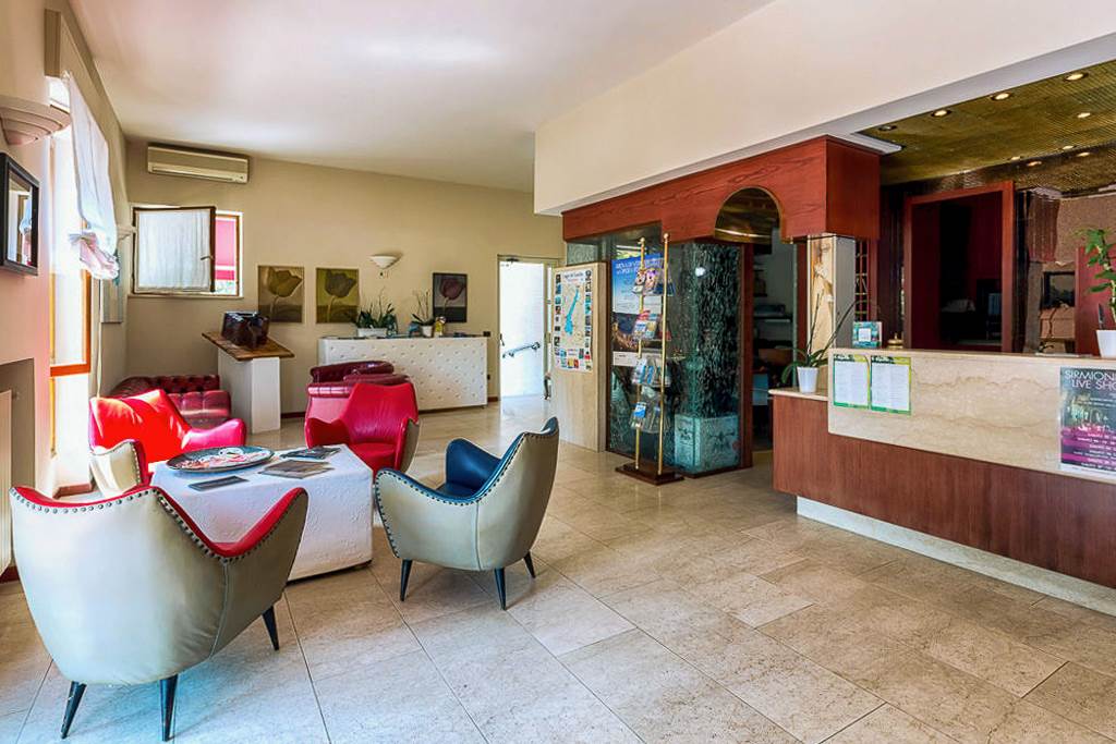 Hotel Mon Repos - Sirmione hotels | Jet2holidays