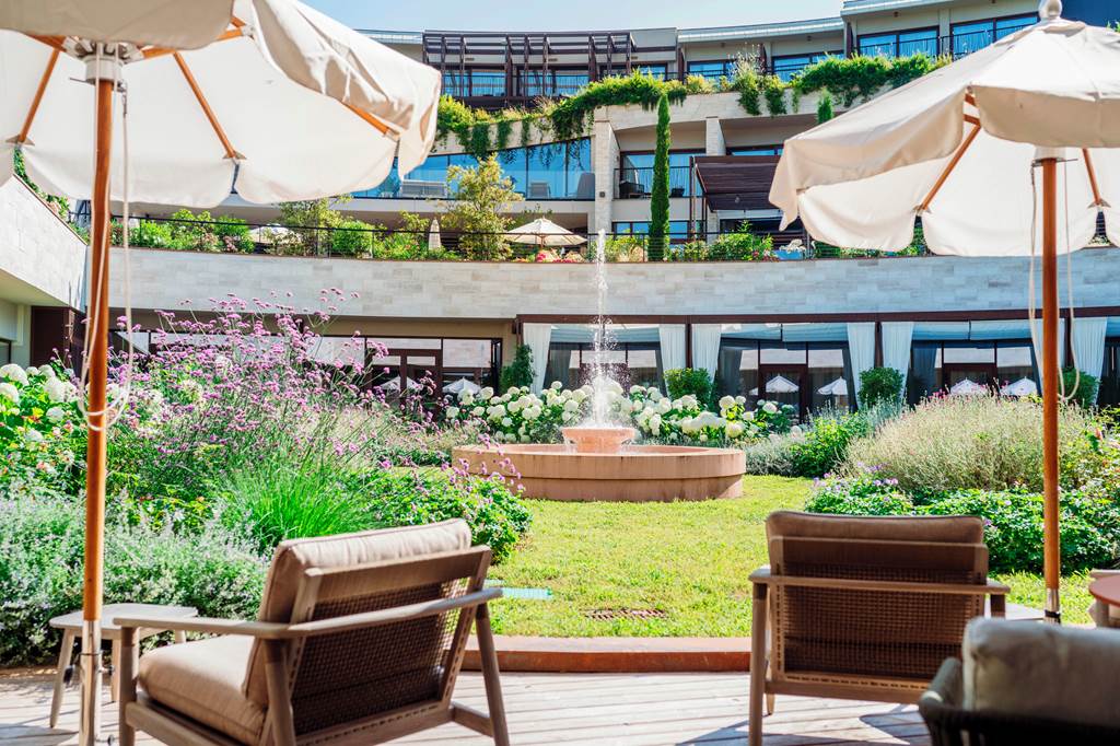 A-Rosa Lago di Garda - Bay of Salo hotels | Jet2holidays