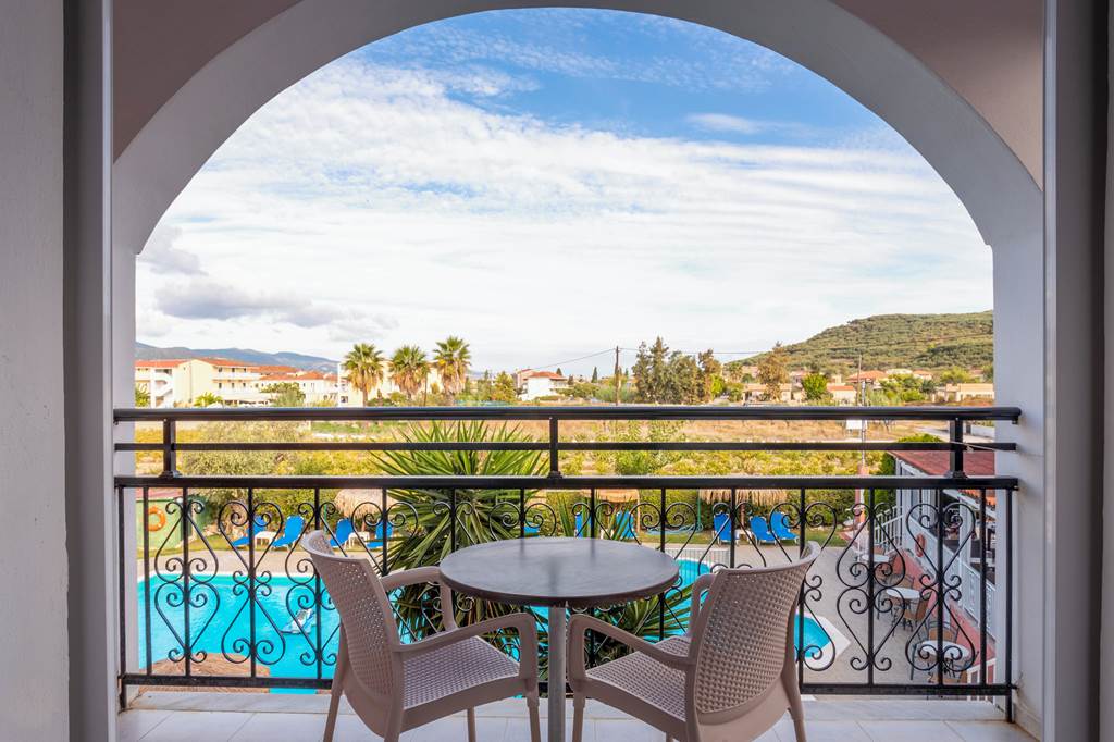 Grapevines Studios - Alykanas hotels | Jet2holidays