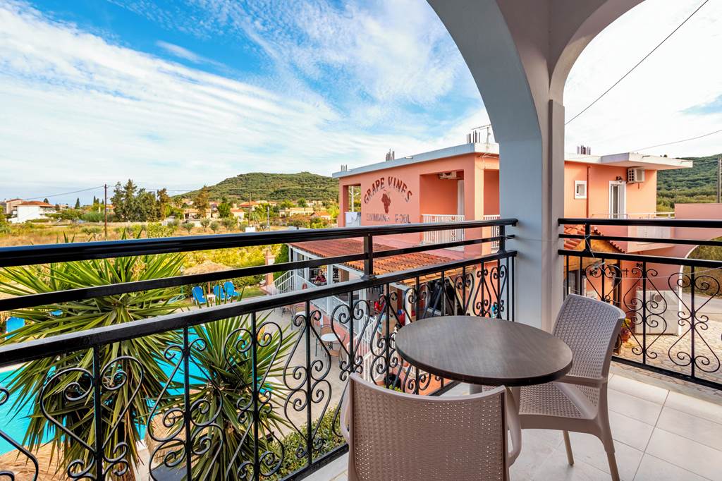 Grapevines Studios - Alykanas hotels | Jet2holidays