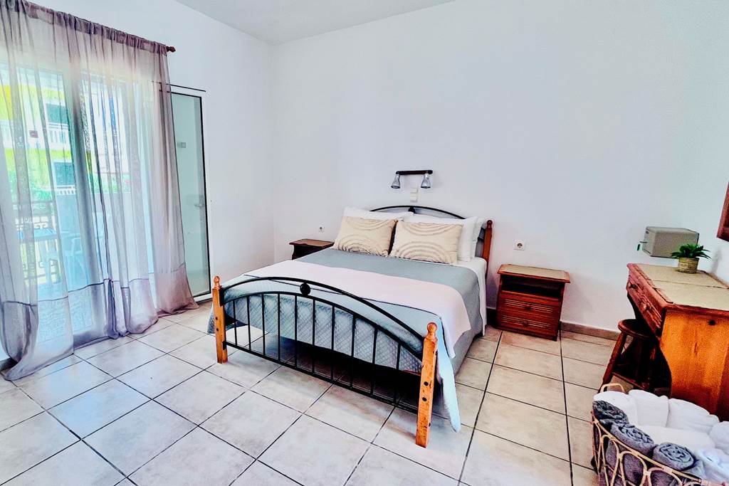 Beach House II - Alykes hotels | Jet2holidays